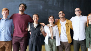 The 8 Types of Social Pressure: How Do They Affect Us? | 2025